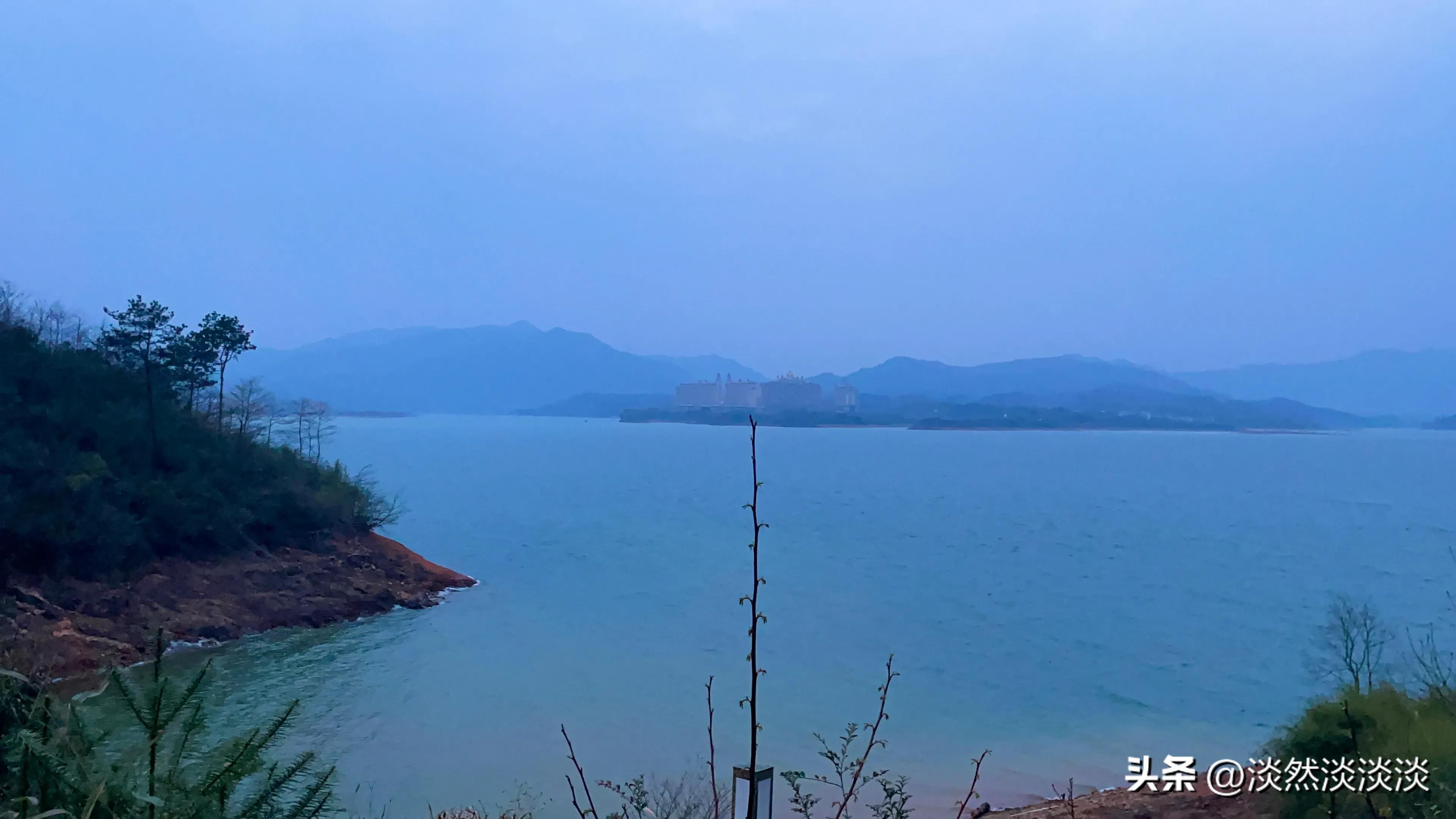 Fireworks March South (1) - iNEWS