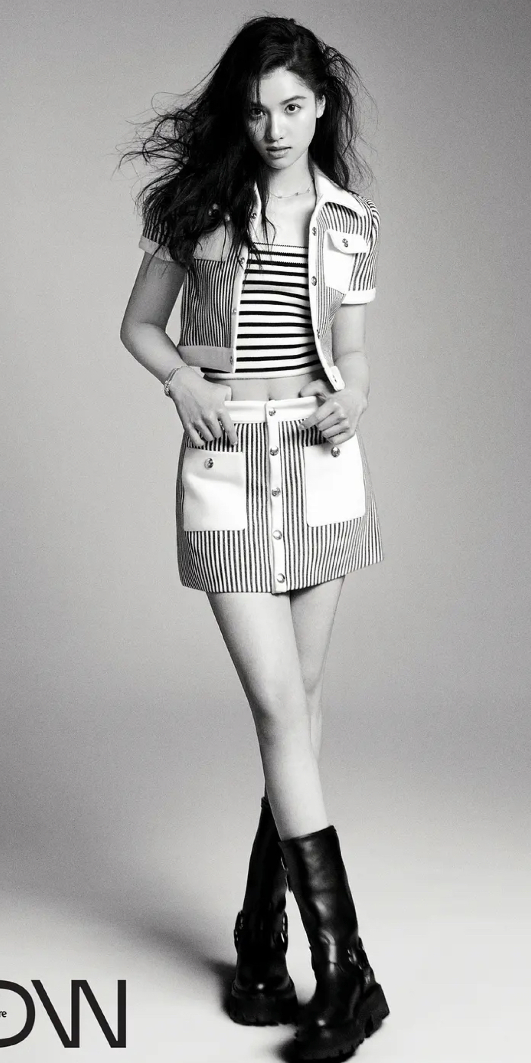 Joy Zhang - the beauty of the new generation of youth - iNEWS