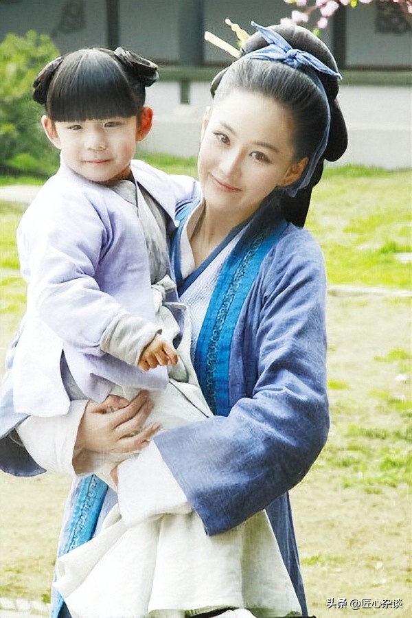 Why does the more I read "Liang Hongyu", the more I think she is reborn ...