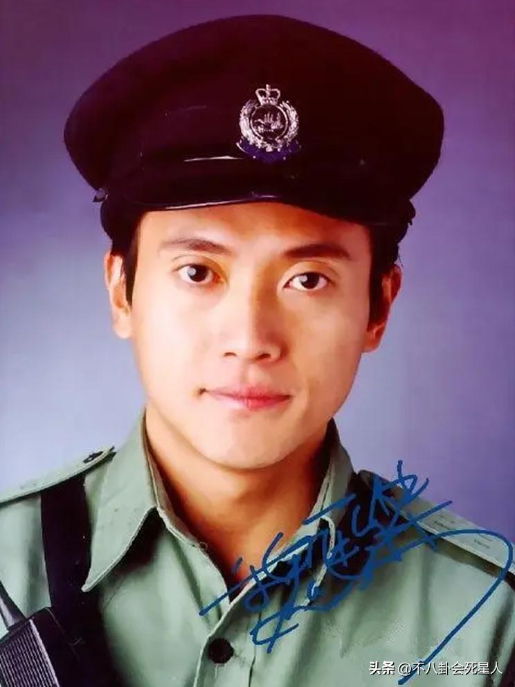 They were male idols when they were young, but they became greasy men ...