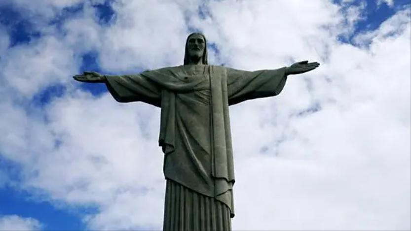The largest statue of Jesus in the world, standing on the top of a ...
