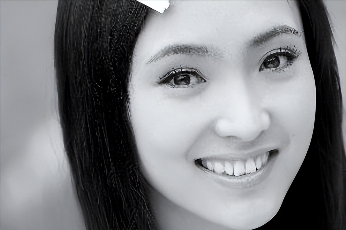 Actress Bai Jing, who became popular overnight, was stabbed to death by her husband 3 times ...