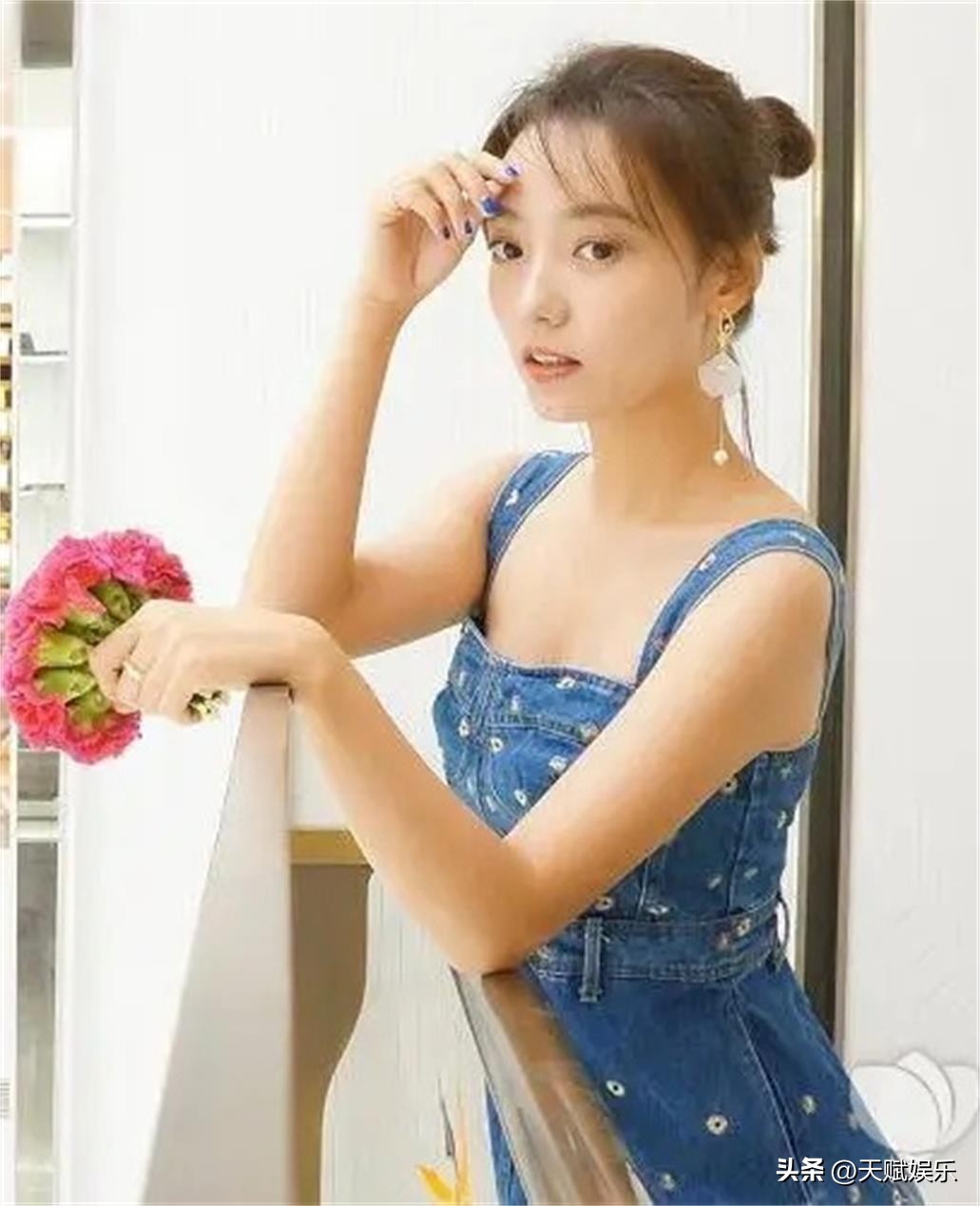 Look at the photo of Lin Yuan, the film and television actress in the ...