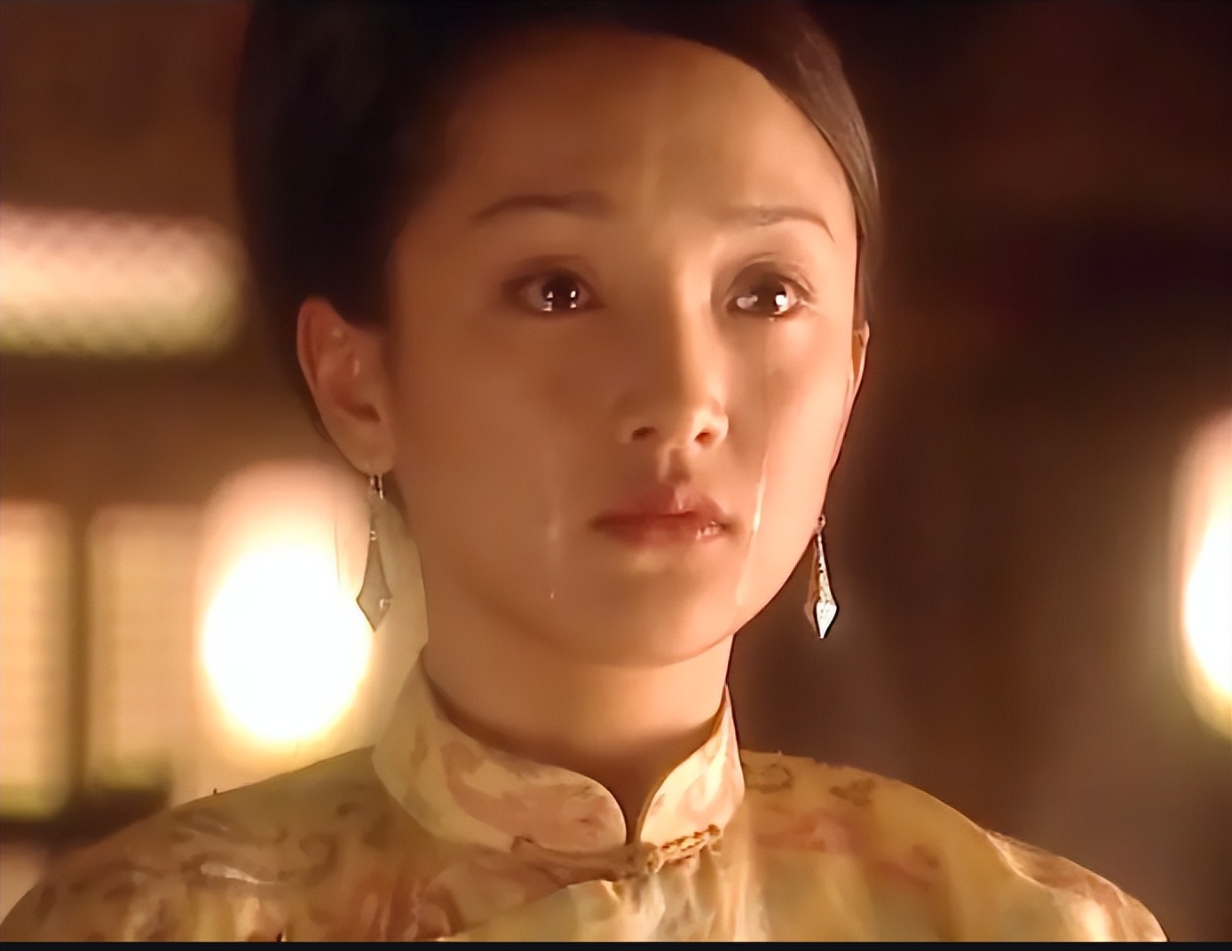Looking at the three wives of the Rong family from "Orange Is Red" - iNEWS
