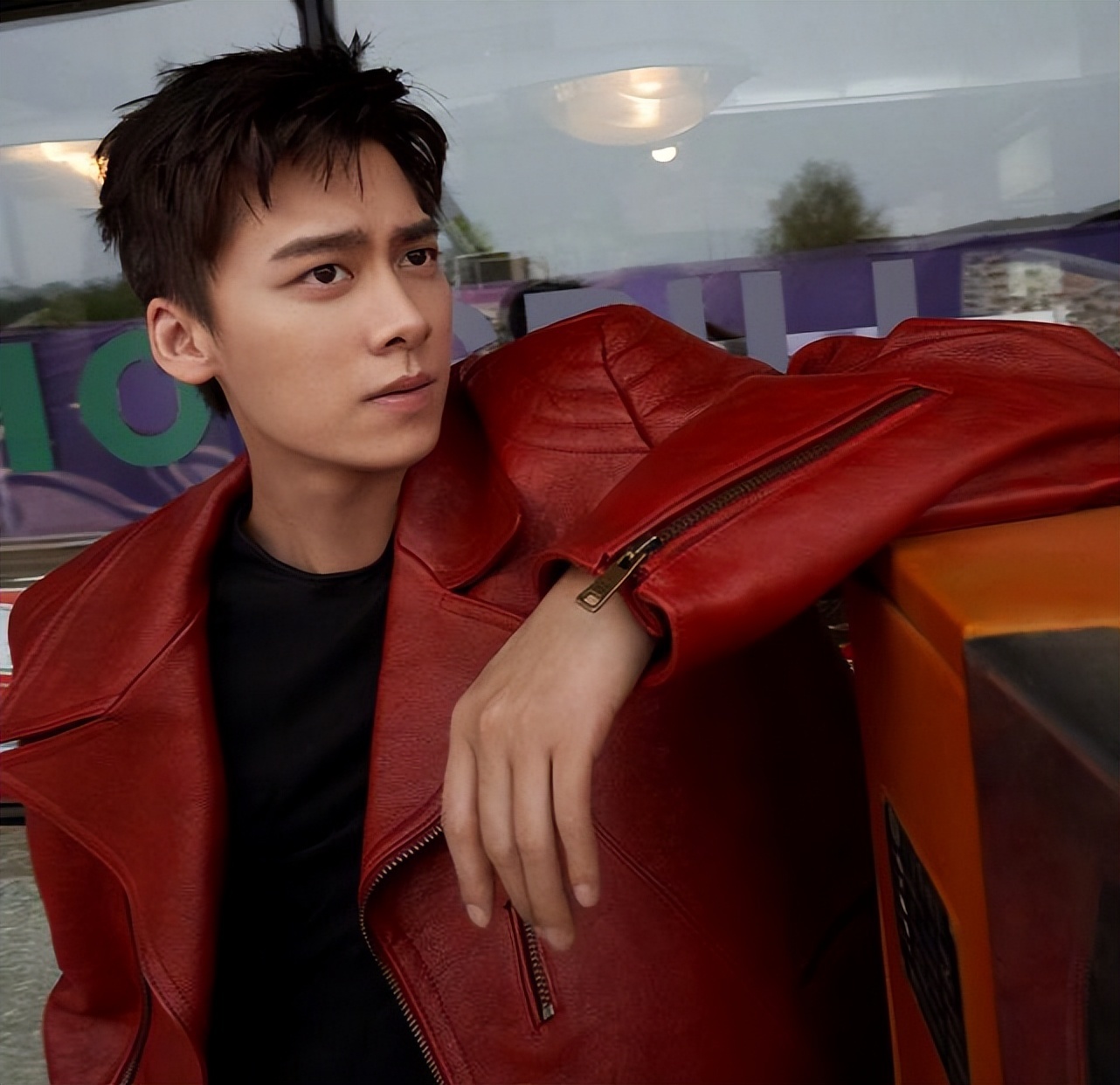 Another cool one, the first generation of 4 top streamers of Neiyu, now ...