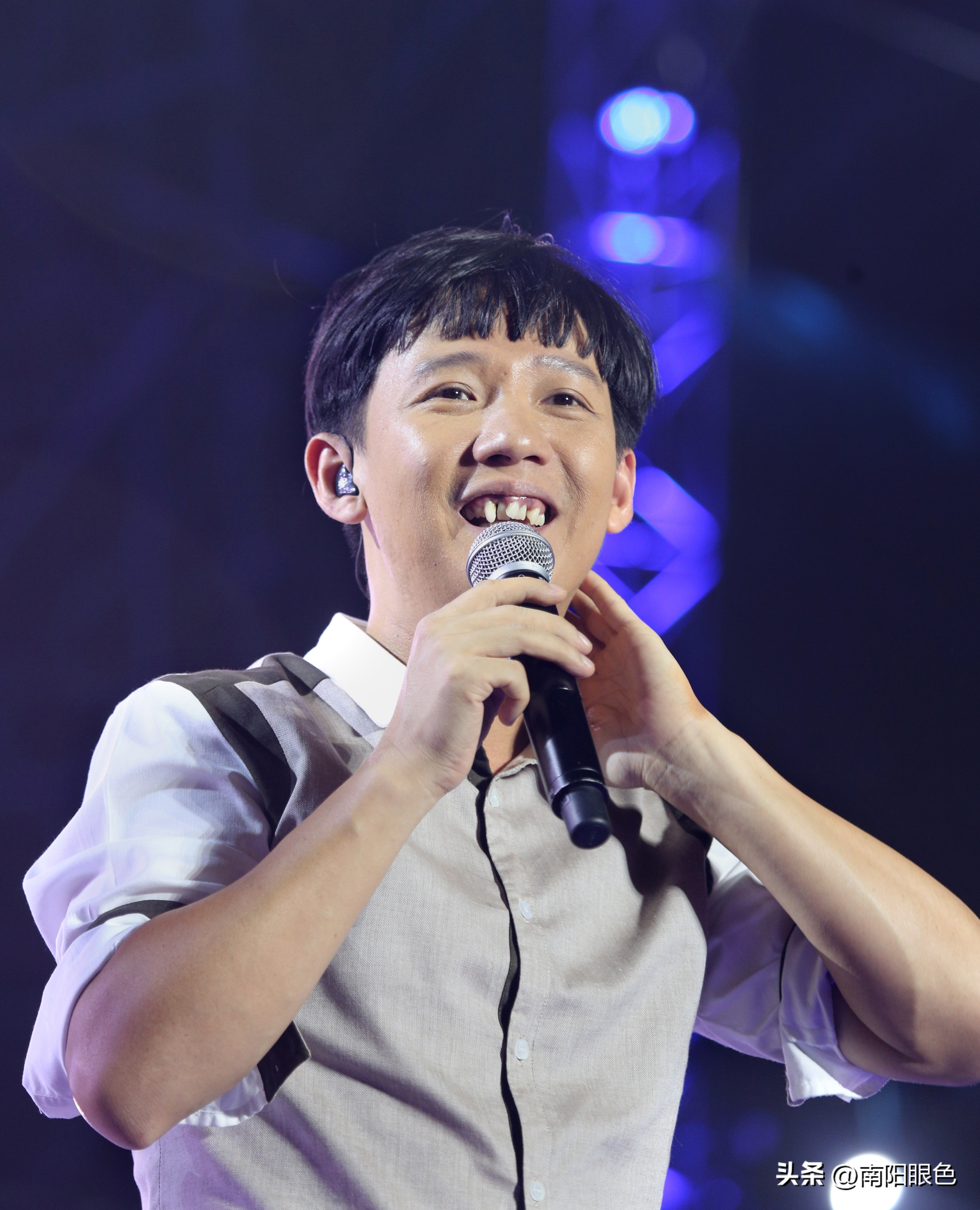 Jay Chou, Wilber Pan, Xiao Yaxuan's popular sister Lang sang in Nanyang ...