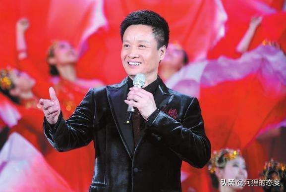 Yan Weiwen - Once the pillar of the Spring Festival Gala, a happy home ...