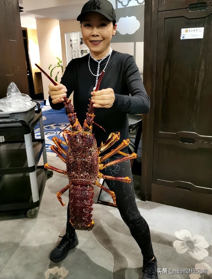 Tian Zhen, the queen of Chinese rock and roll, shows her life in ...