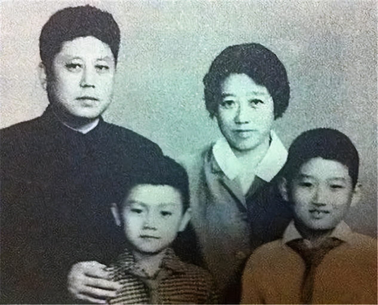 Wang Shuo: He had no face to attend his daughter's wedding, and his ex ...