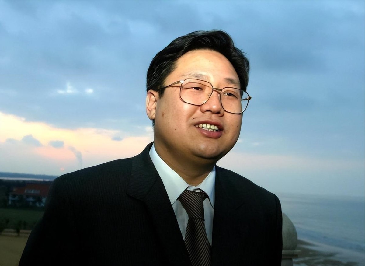 Xu Ming: He became a billionaire at the age of 28, but died in prison ...