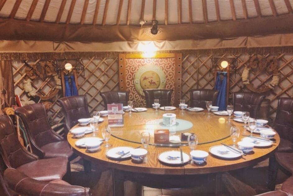 A Mongolian restaurant away from the hustle and bustle of the city in ...