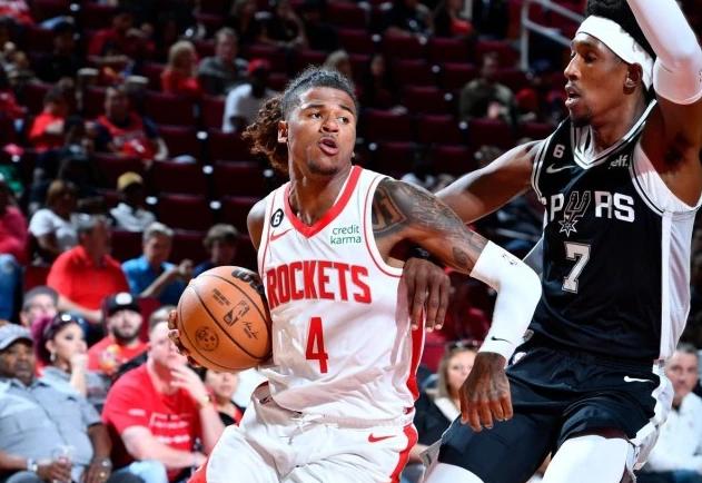 Great career can be expected!Eason scored a double-double, Smith 21+8 ...