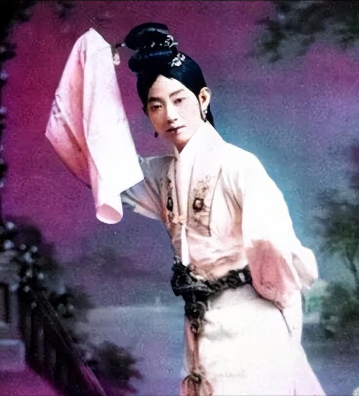 Rare and old color photos, the "first winter emperor of the Republic of ...