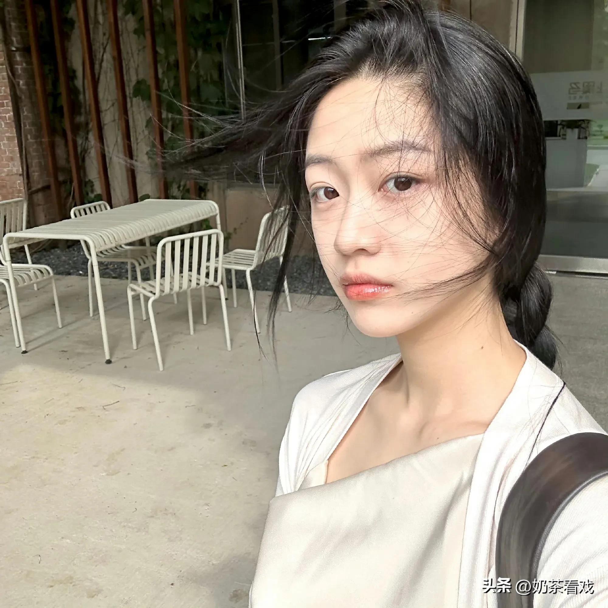 Xiang Hanzhi has grown from fat to thin, her beauty cannot be ignored! Amazing selfies! - iNEWS