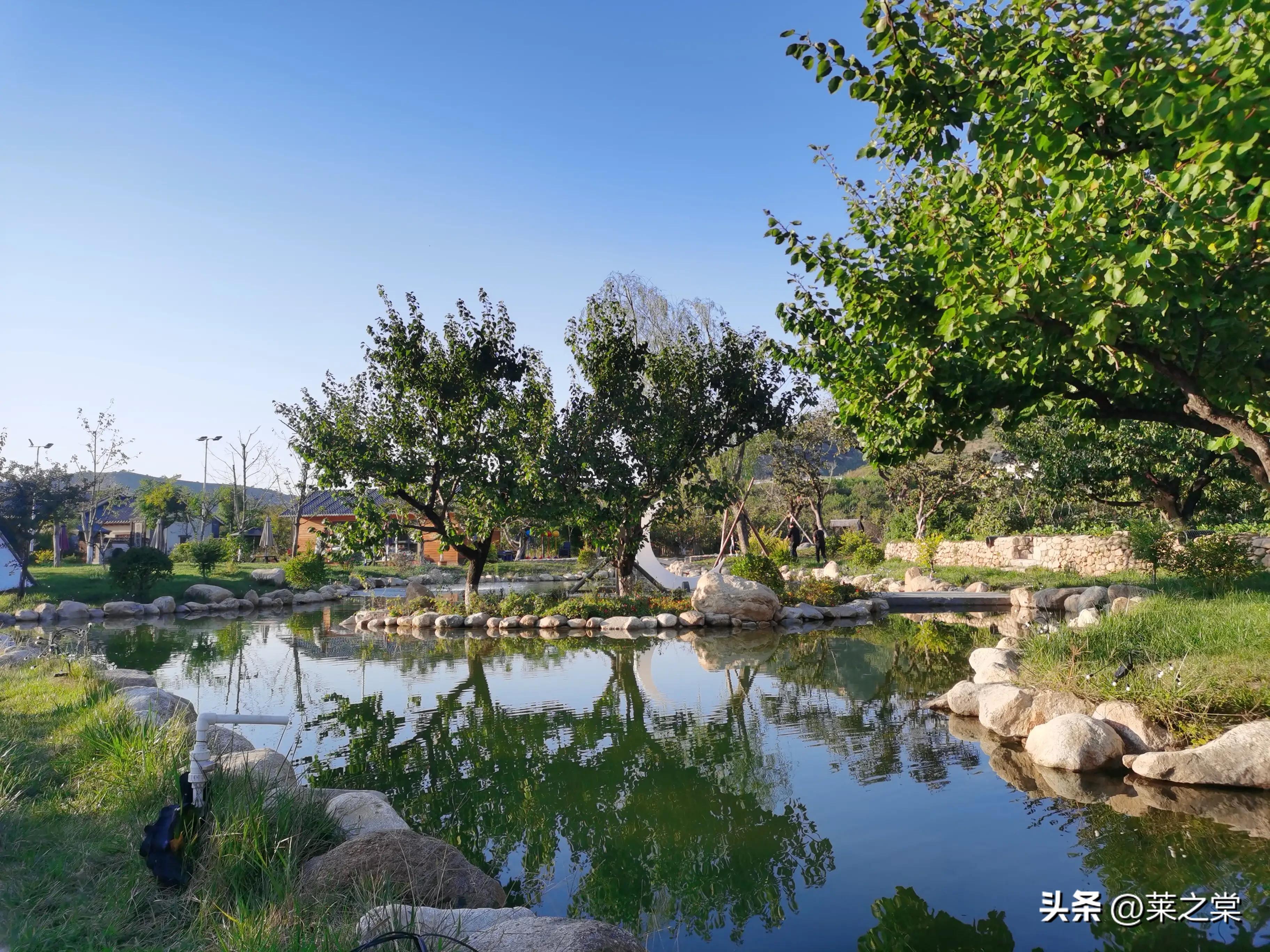 A stone-built building complex in the late Qing Dynasty hidden in a ...