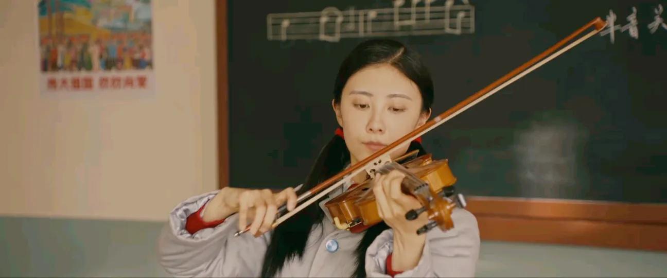 He Hongling in "The Sea of Dreams" caused controversy, and Cao Feiran ...