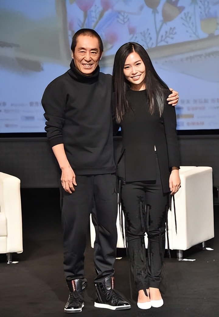 His lovely wife, Chen Ting, gave birth to three children in succession ...