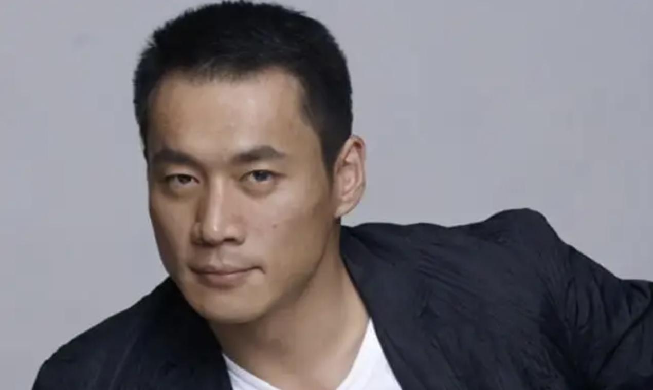 Famous actor Ding Haifeng: Without you, would I be where I am today ...