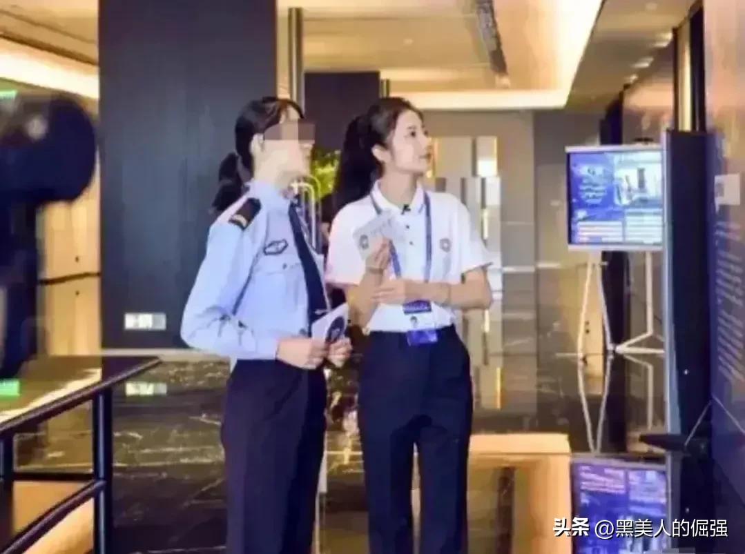 The forgotten Zhang Jinyu became popular again after half a year - iNEWS