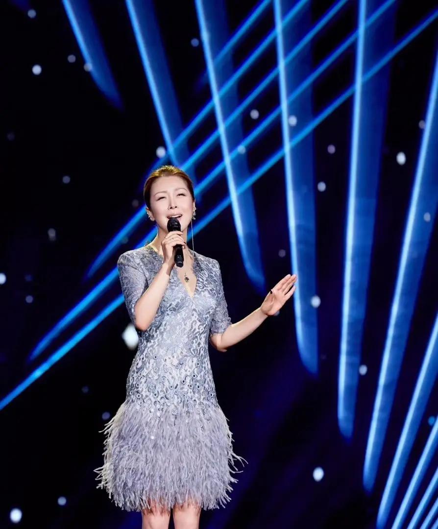 50-year-old singer Sun Yue's status - iMedia