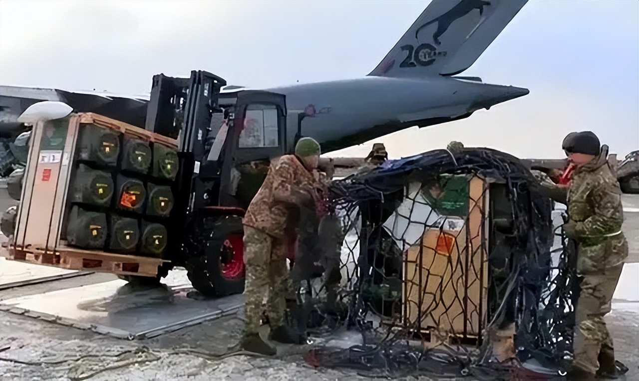 American allies defected to aid Russia, Biden was furious, and 40,000 ...