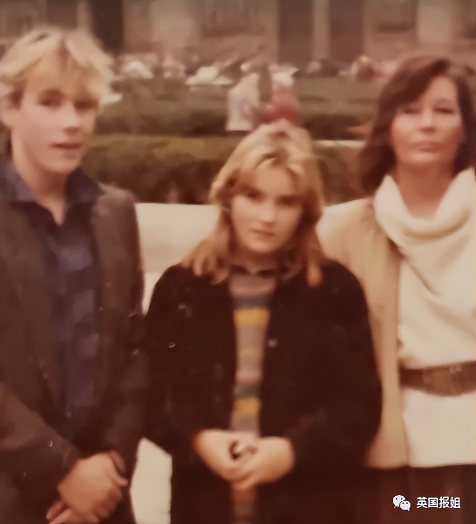 A British man secretly married two wives, lived with different wives ...