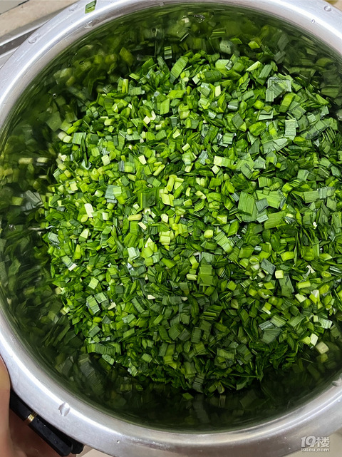 Super Simple Chive Box - iNEWS