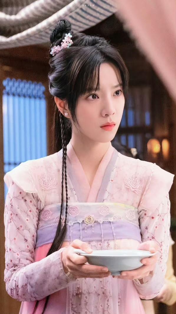 Tsui Hark's movie "The Legend of the Condor Heroes" officially announced, Xiao Zhan played Guo ...