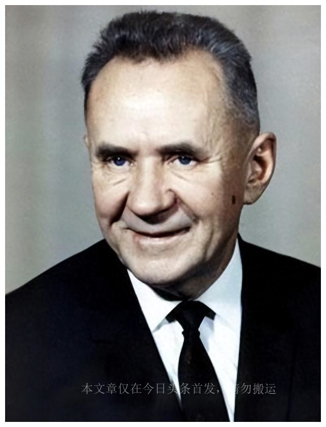 Kosygin: Prime Minister of the Soviet Union for 16 years, pillar of the ...