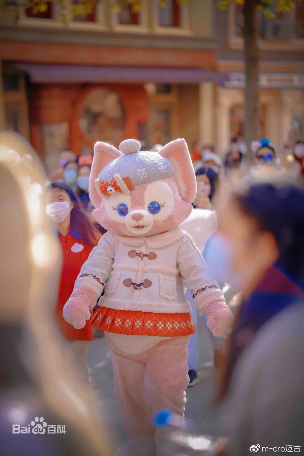 What if actress Lena Belle and her friends all rode scooters? - iNEWS