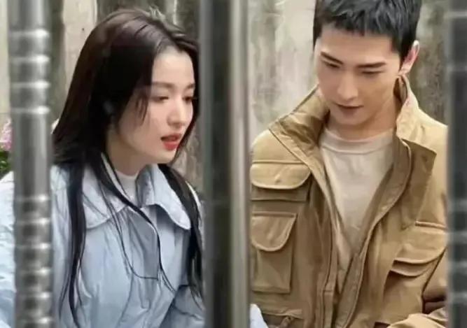 Yang Yang and Wang Churan's love affair is confirmed, and the Maldives ...