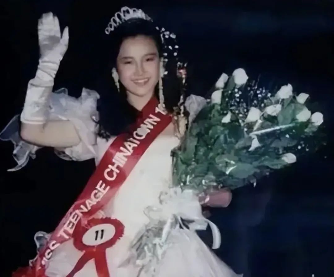 Coco Lee's mother was the belle of Peking University. After her ...