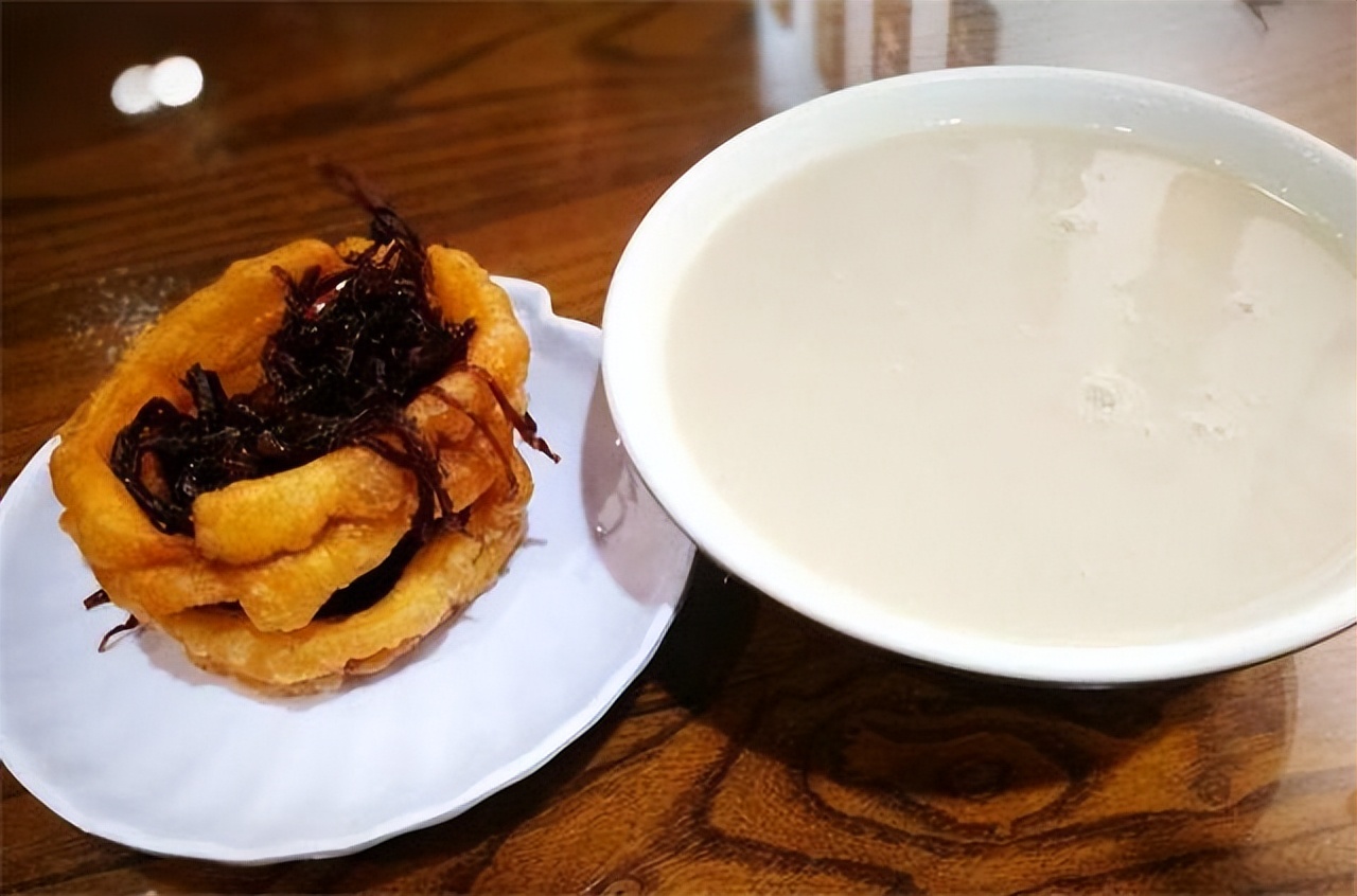 When you come to Beijing to travel, you must eat several special ...