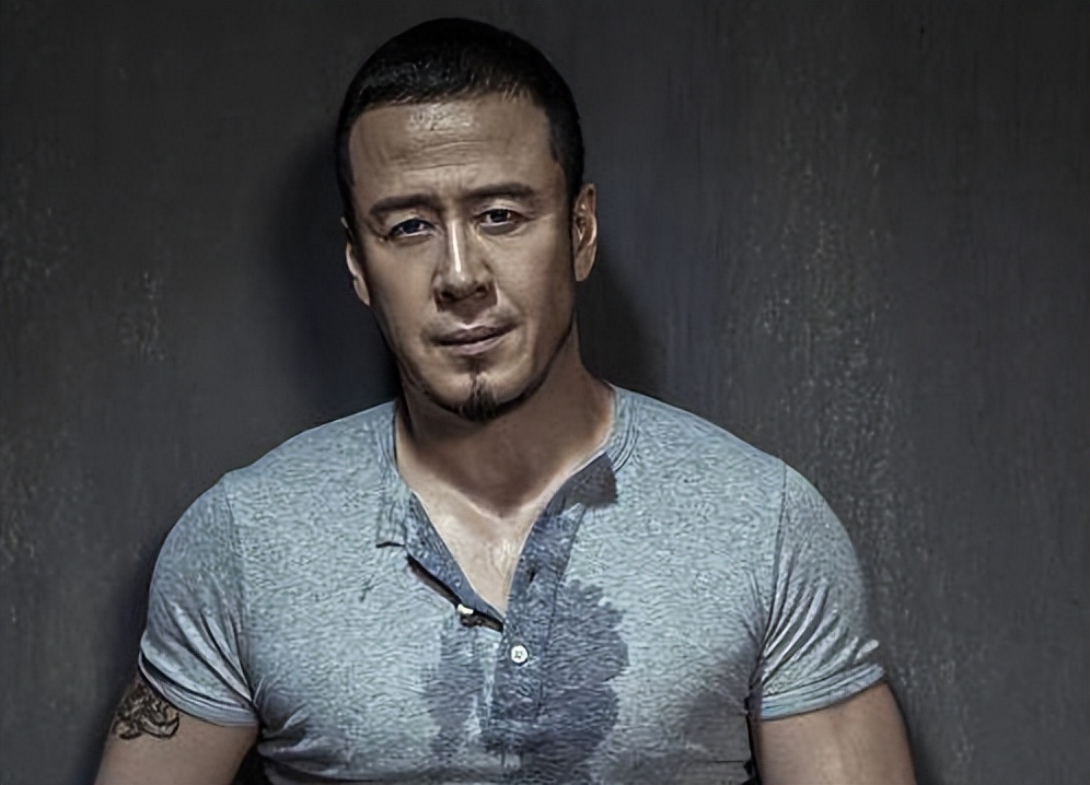 From a program instructor to a street singer, Yang Kun's current status ...