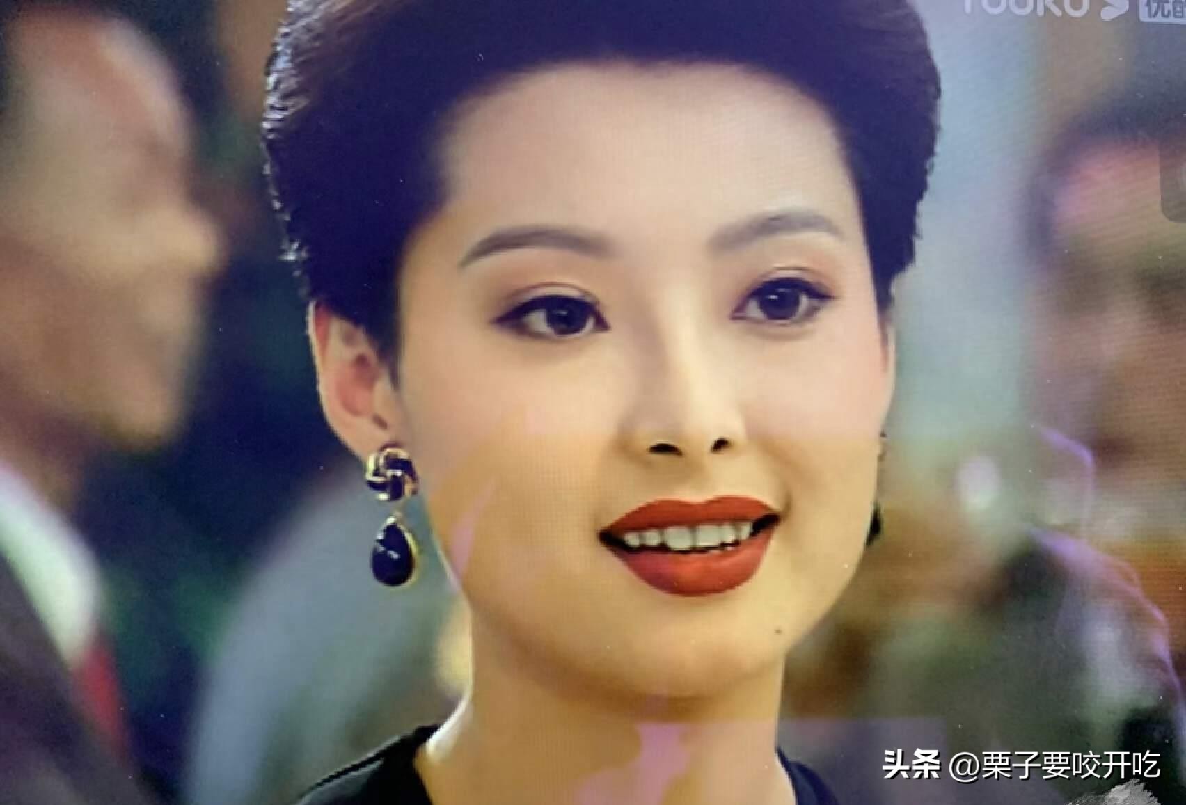 Although Yuan Li is now "crazy", she was a top beauty back then, and ...