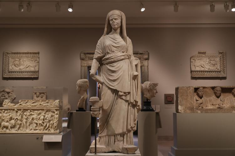 What were the forms and functions of traditional religion in ancient ...