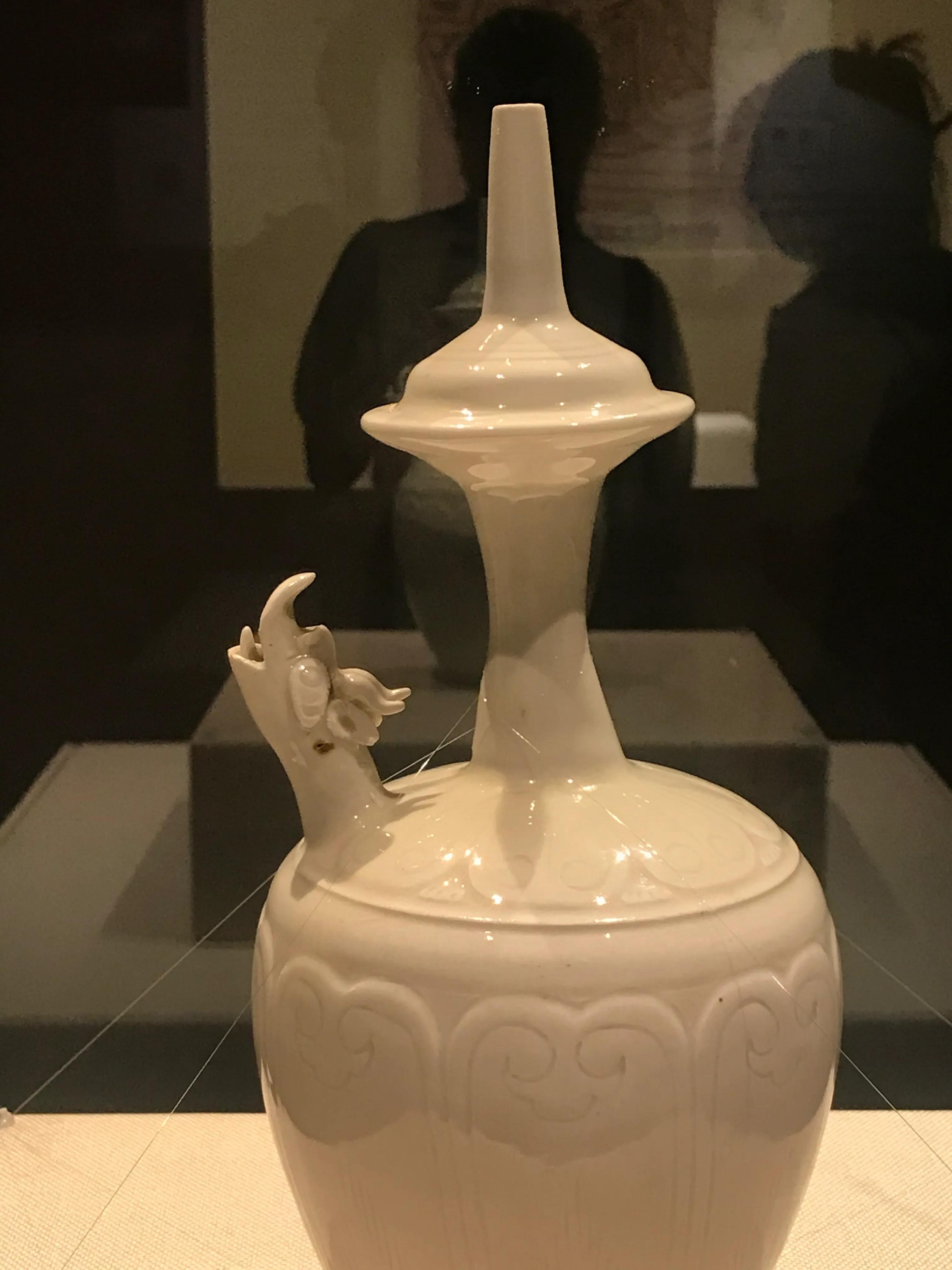 What do professional collectors see in museums?(two) - iNEWS