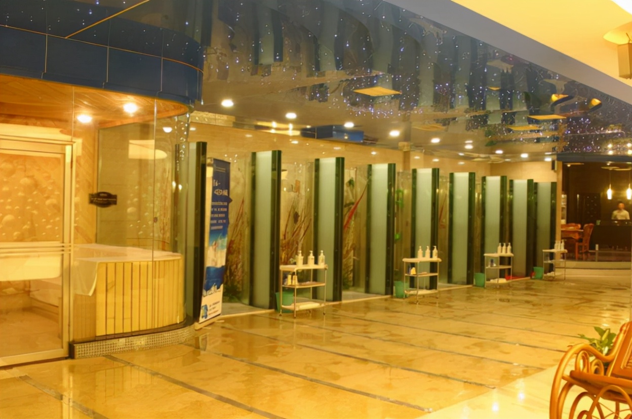 There are also university questions about bathing, "The King of Bathing ...