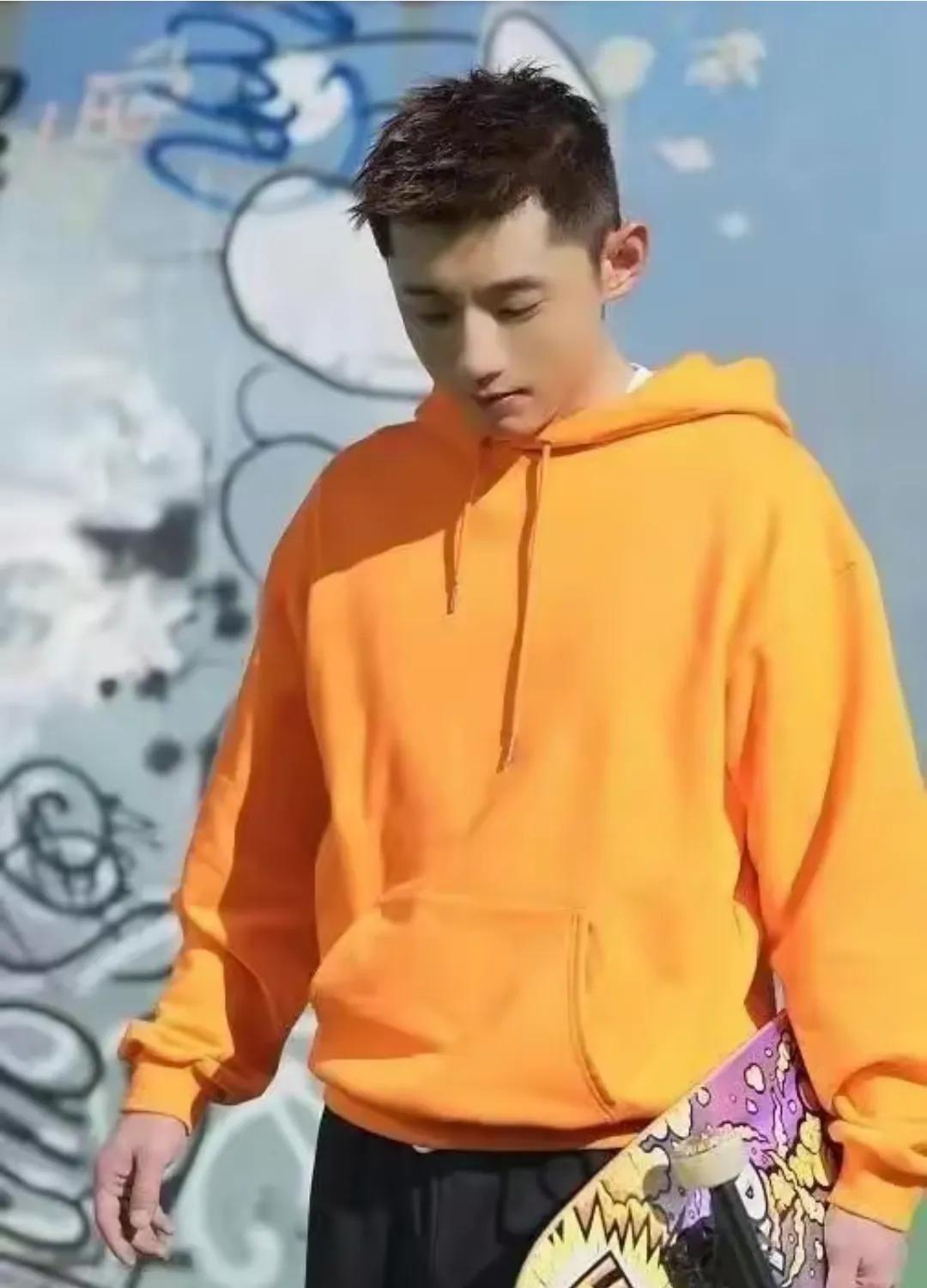 Brands have terminated their contracts one after another, Jing Tian's comment area warmly ...