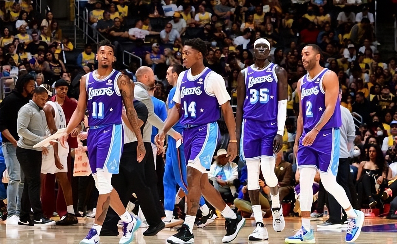 Announcing retirement, goodbye NBA!The Lakers failed to make your dream ...