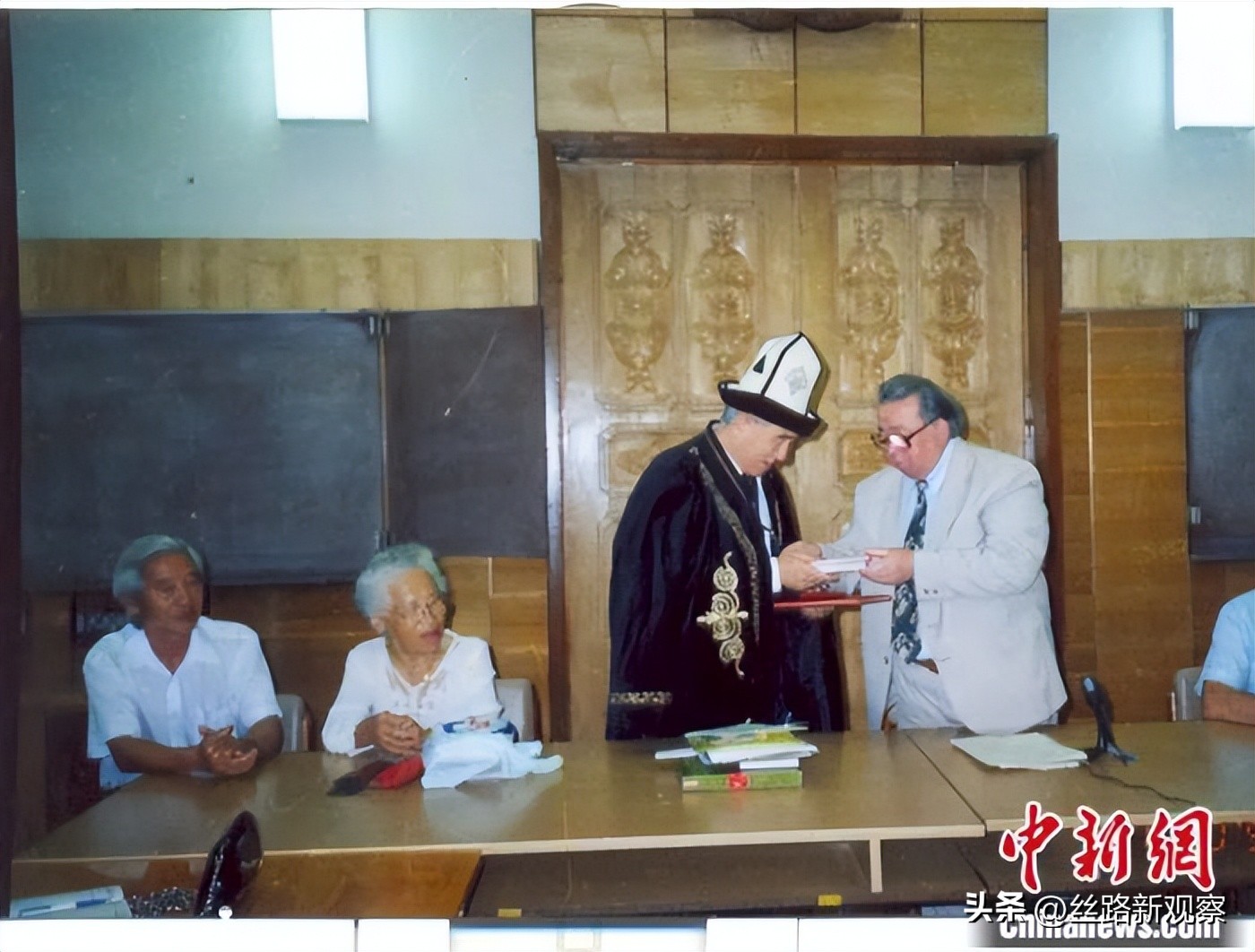 Hu Zhenhua: Why does the heroic epic "Manas" become a witness to the friendship between China ...