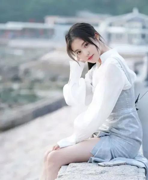 Zhang Chuhan: Flesh, it looks so good - iNEWS