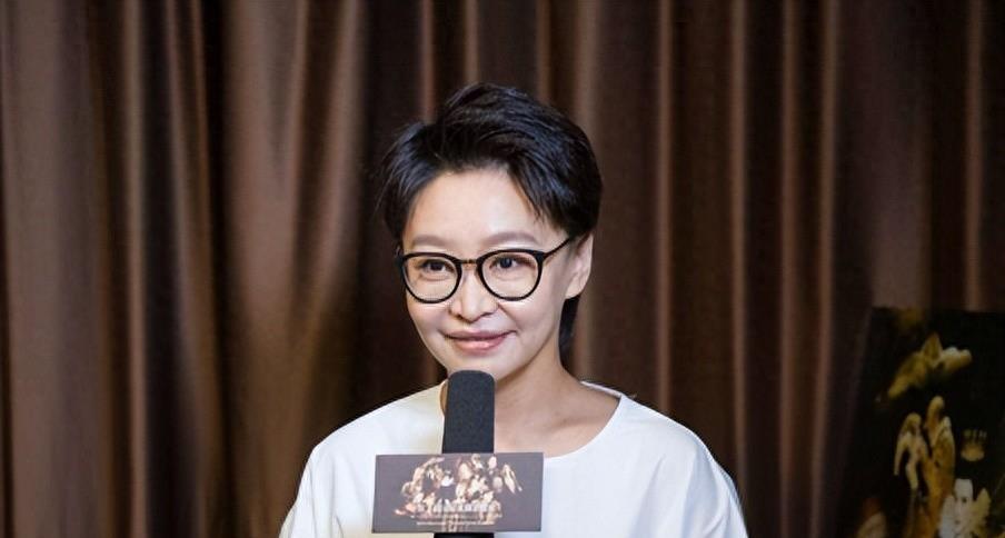 What a beauty! Liu Tianchi: Married to male god Zu Feng for 13 years ...