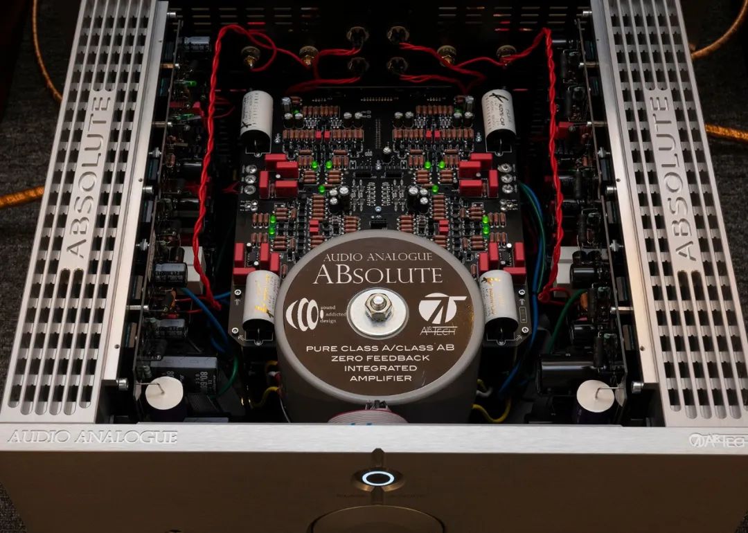 AUDIO ANALOGUE Italian master ABSolute flagship merger machine - iNEWS