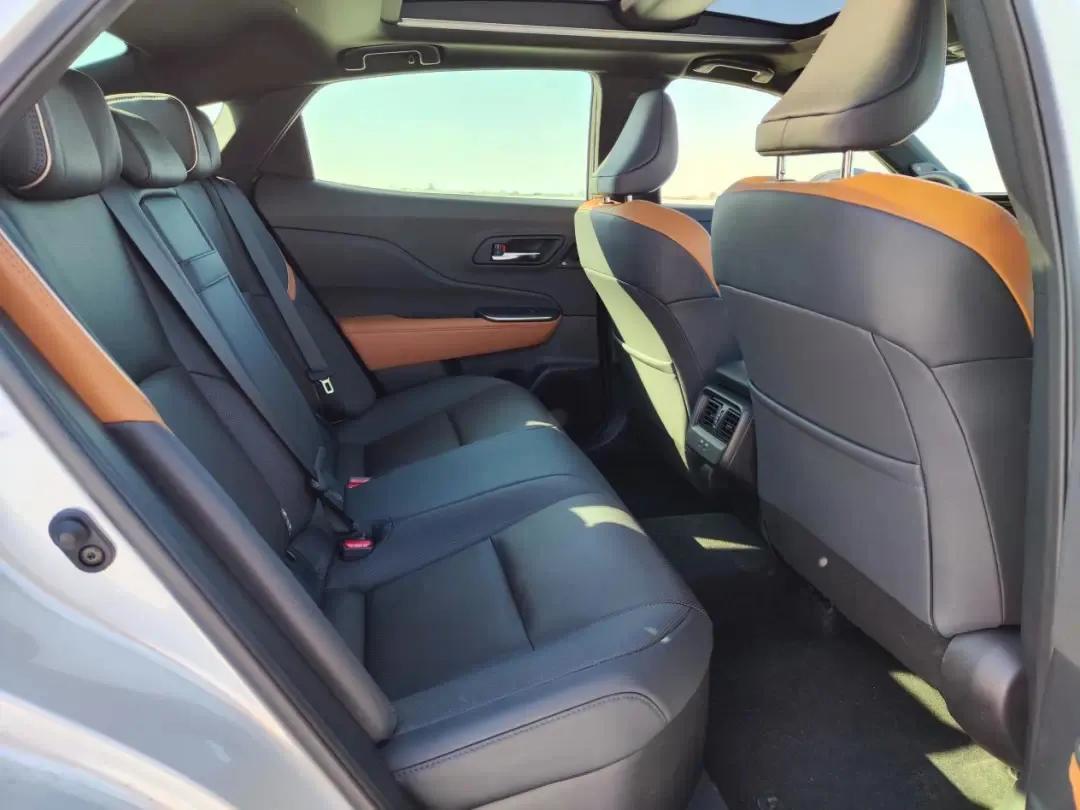 Not far from the launch, let's talk about the new Crown SportCross - iMedia