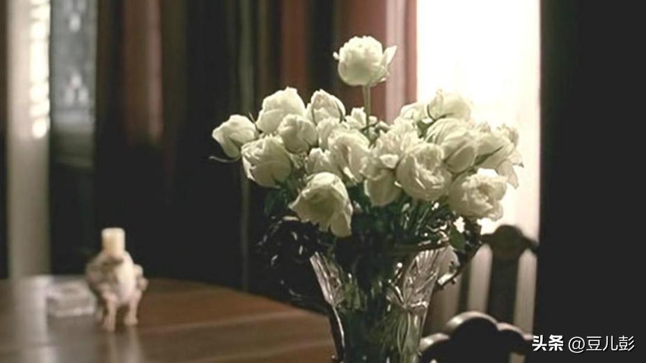 "Letter from a Strange Woman": Which girl does not have a spring ...