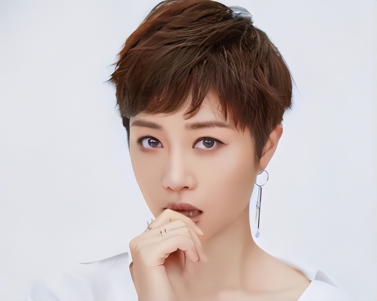 "Three Generations of Stars" Zhang Lingxin, teachers and students have ...