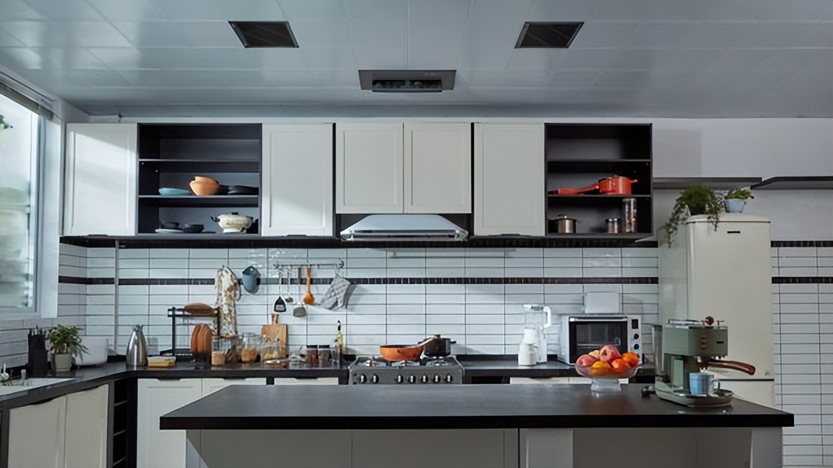 Midea kitchen air conditioner: to solve the "last 10㎡" high temperature ...