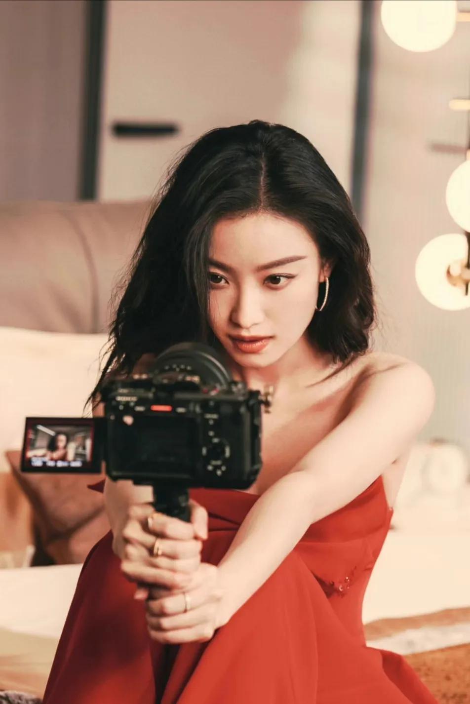 Ni Ni photo - iMedia