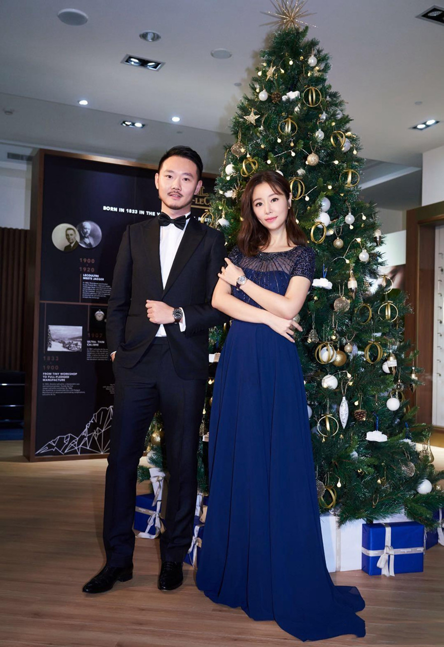 When Lin Xinru and Xu Qing wore starry sky skirts together, I realized ...